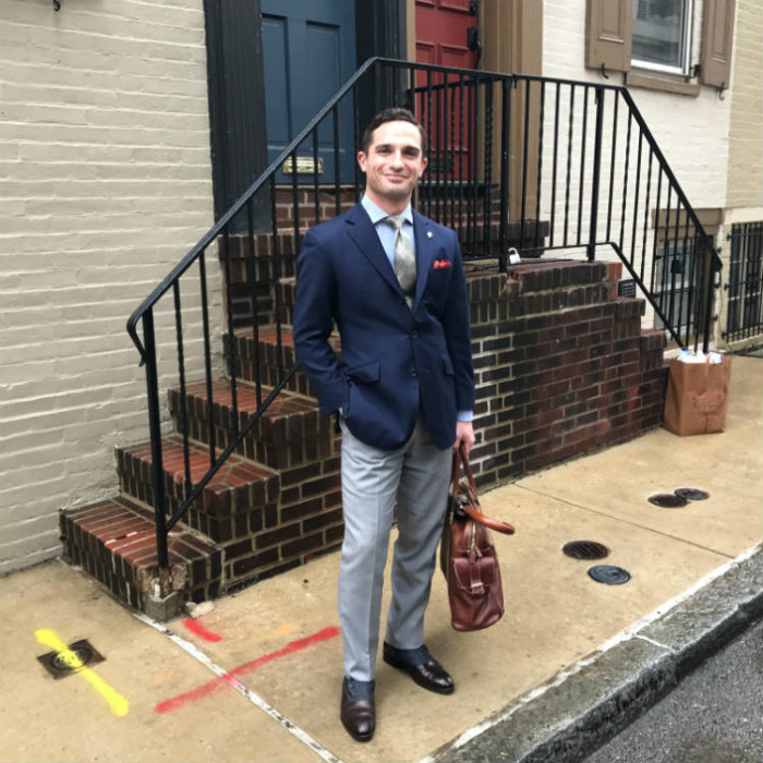 Short & Thin Male Body Type: How To Dress When You're Small