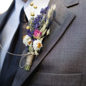 How To Wear A Boutonnière | Guide To Men's Lapel Flowers