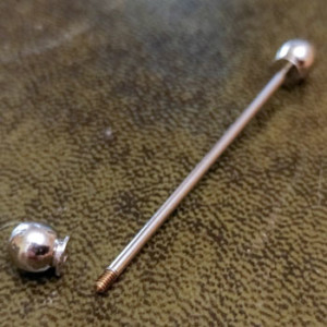 Guide To Collar Pins, Bars, & Clips | Top 5 Best Collar Bars To Buy Online