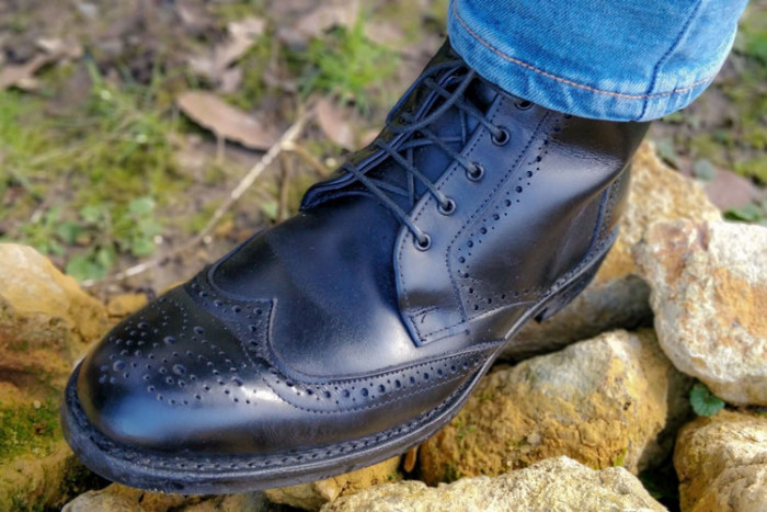Brogues Shoe Guide: History, How To Wear & Best Brogues To Buy Online