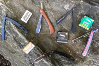 Shavette Vs Straight Razor: What's The Difference & Which Is Better?