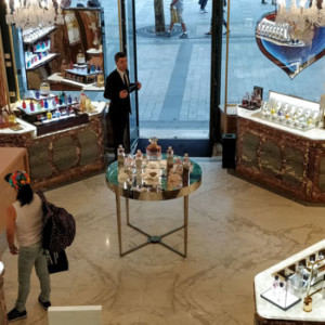 Guerlain: Avenue des Champs-Élysées Paris Flagship Store Review