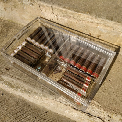 Best Acrylic Cigar Humidors: Benefits & Drawbacks Of This Storage ...