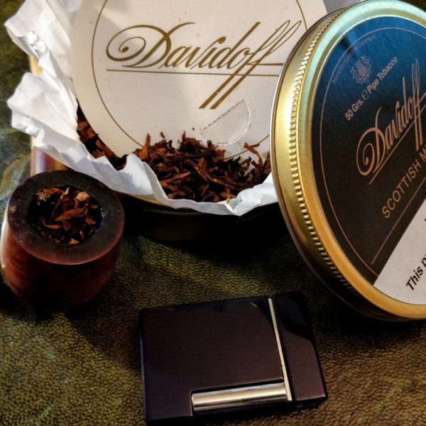 Davidoff Scottish Mixture Pipe Tobacco Review: A Whisky-Infused Blend
