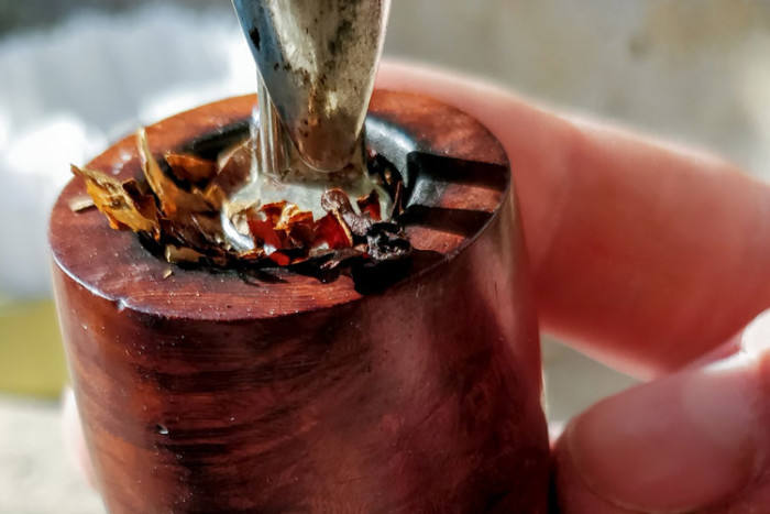 Best Tobacco Pipe Tools: How To Properly Pack & Load A Tobacco Pipe