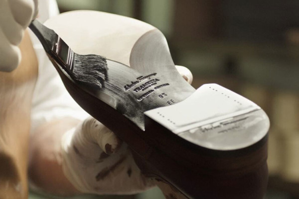 Top 10+ European Shoes Brands: Best Shoes Made In Europe