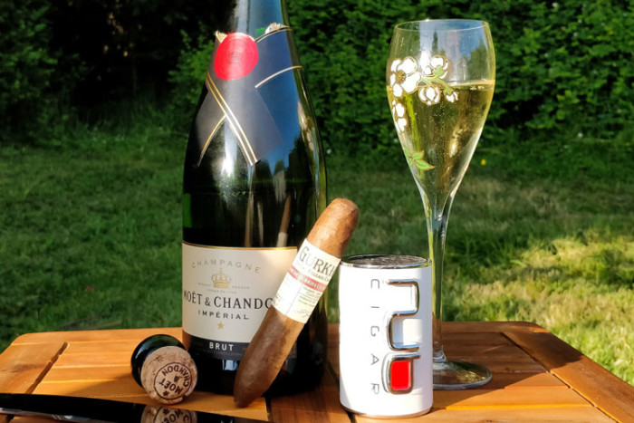 Best Cigars In The World For The Money: Top 10 Cigars This Year