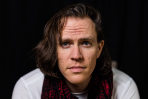 Men's Natural Swept Back Long Hairstyle: Guide To Face Shapes & Styling