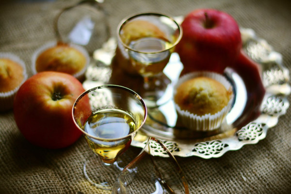 What Is Calvados: Calvados Vs Brandy & How To Drink It