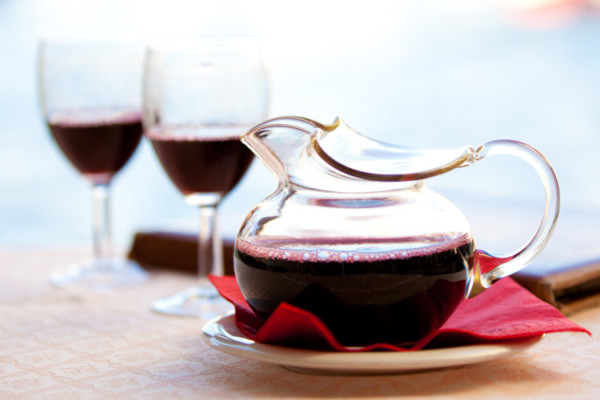 How To Serve & Drink Port Wine