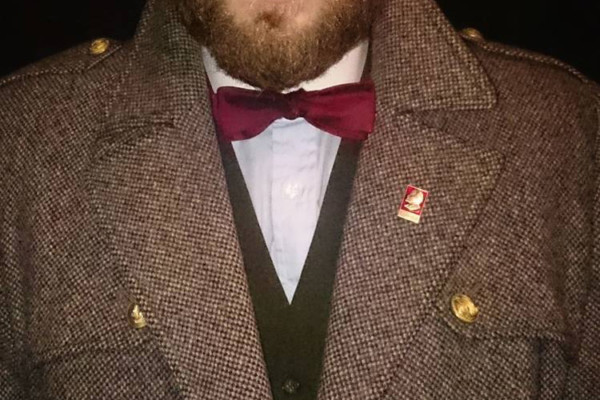 How To Wear A Lapel Pin With A Suit & Best Lapel Pins For Men