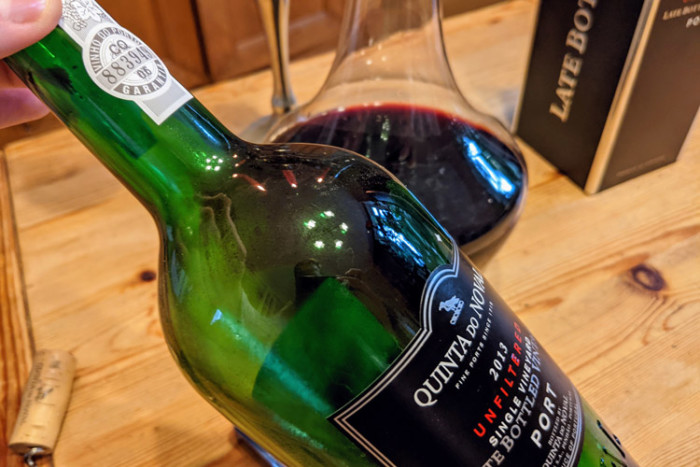How To Serve & Drink Port Wine