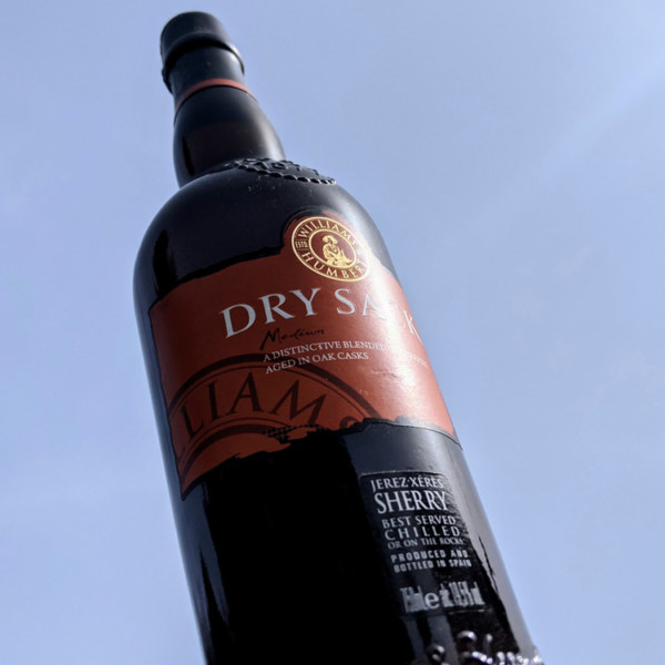 Williams & Humbert Dry Sack Medium Sherry Review