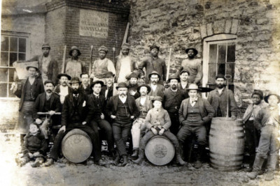 Bourbon Whiskey History & Who Invented Bourbon Whiskey