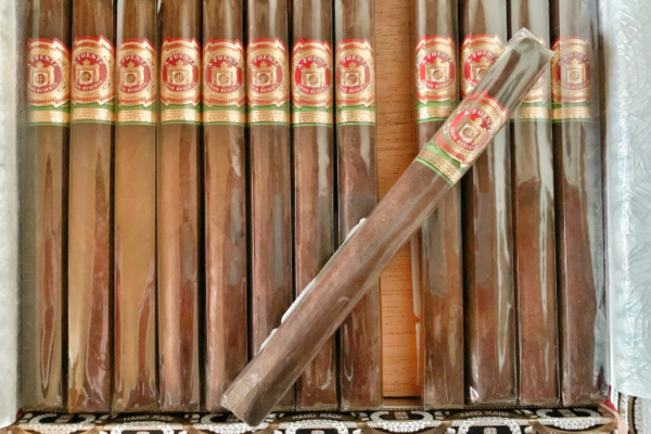 Aging Cigars Guide: The Best Humidors For Aging | How To Age At Home