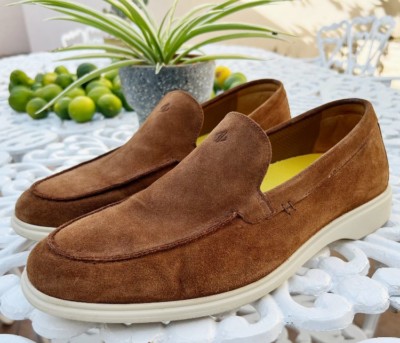 Venetian Loafers: Top 5 Venetian Loafer Shoes & How To Wear Them