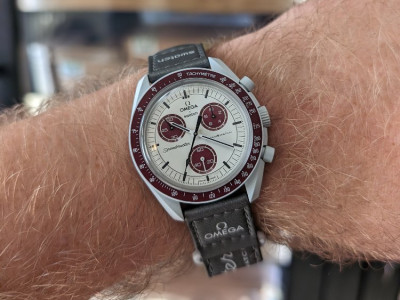 Omega Swatch MoonSwatch: Mission To Pluto Watch Review