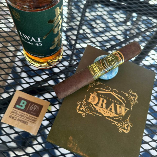 Southern Draw Cedrus Cigar Review by Bespoke Unit
