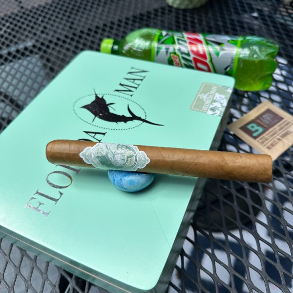 Florida Man Cigar Review - A Surprisingly Balanced Smoke